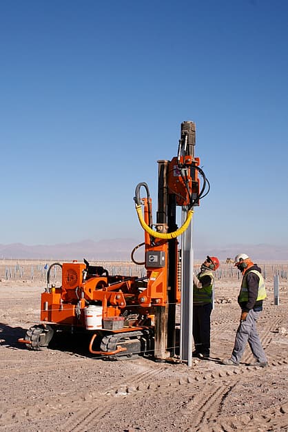 Intertraffic | Pauselli S.R.L. - Pile driver machine model 900